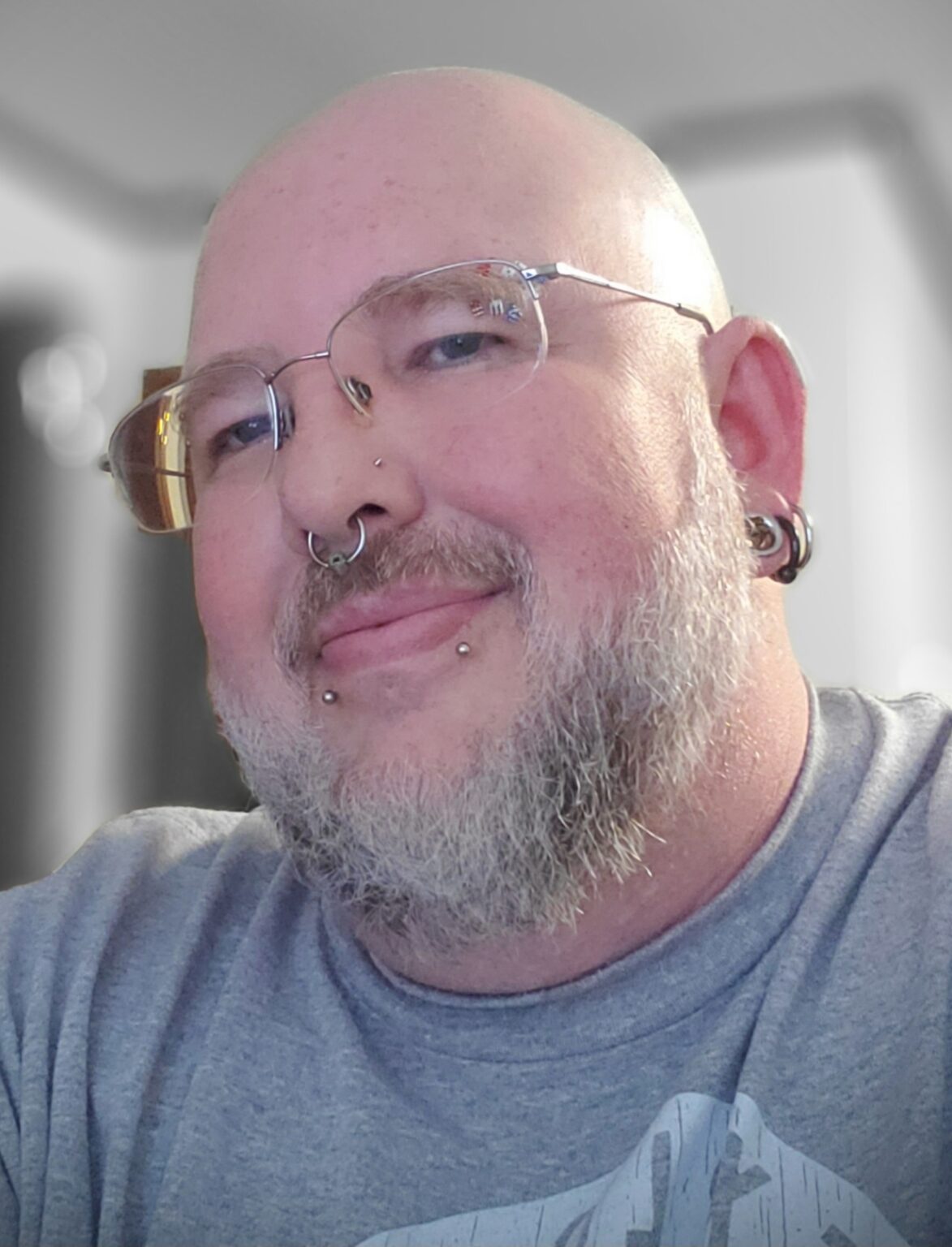 Septum Piercing: A Guide To In Between The Nostrils -Piercing Ya